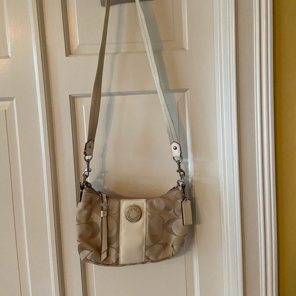 Coach Ivory Logo Shoulder Bag - Gem